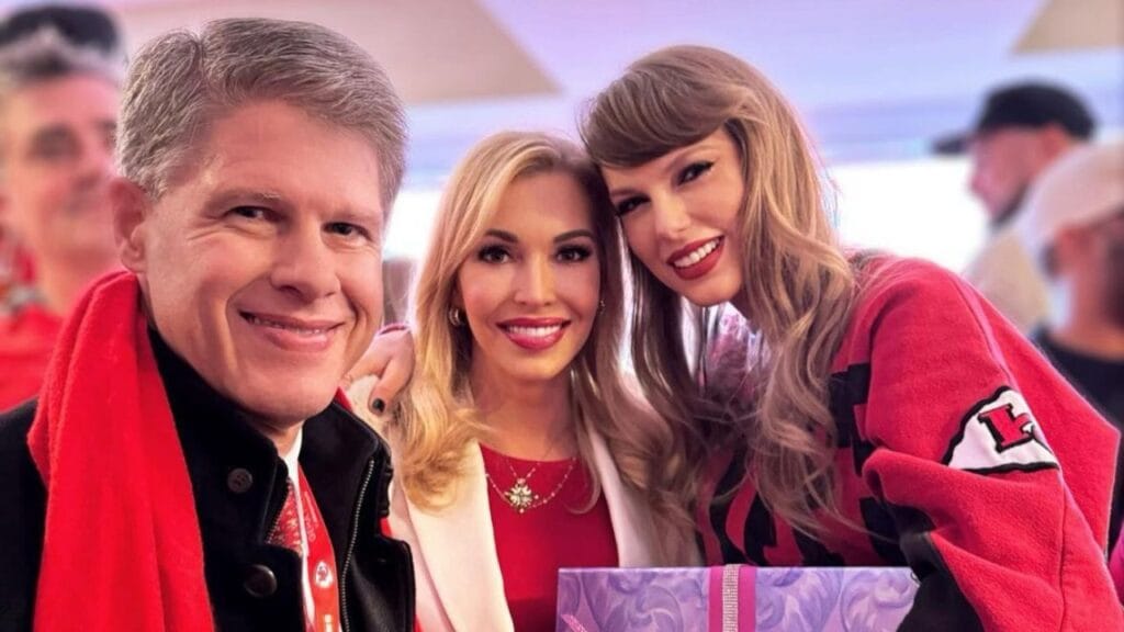 Chiefs Owner Clark Hunt’s Wife Includes Taylor Swift In Her Special ...
